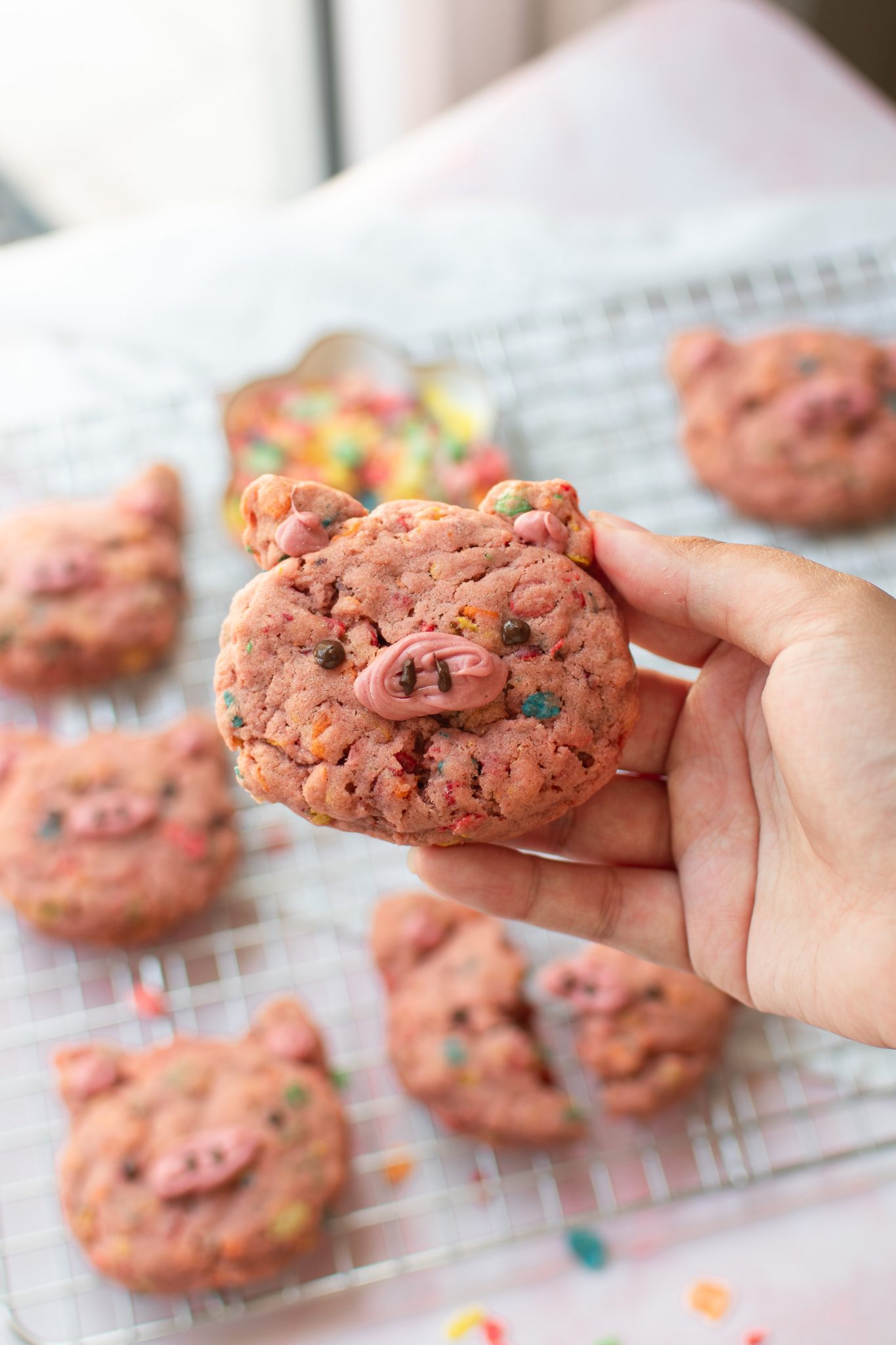 Pig Fruity Pebbles Cookies • Bites by Bianca