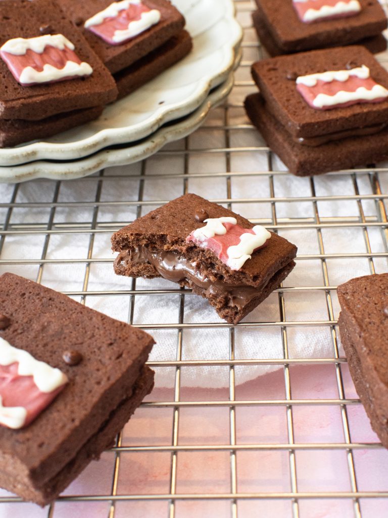 Double Chocolate Shortbread Cookies w/ Nutella (Domo cookies!) • Bites ...
