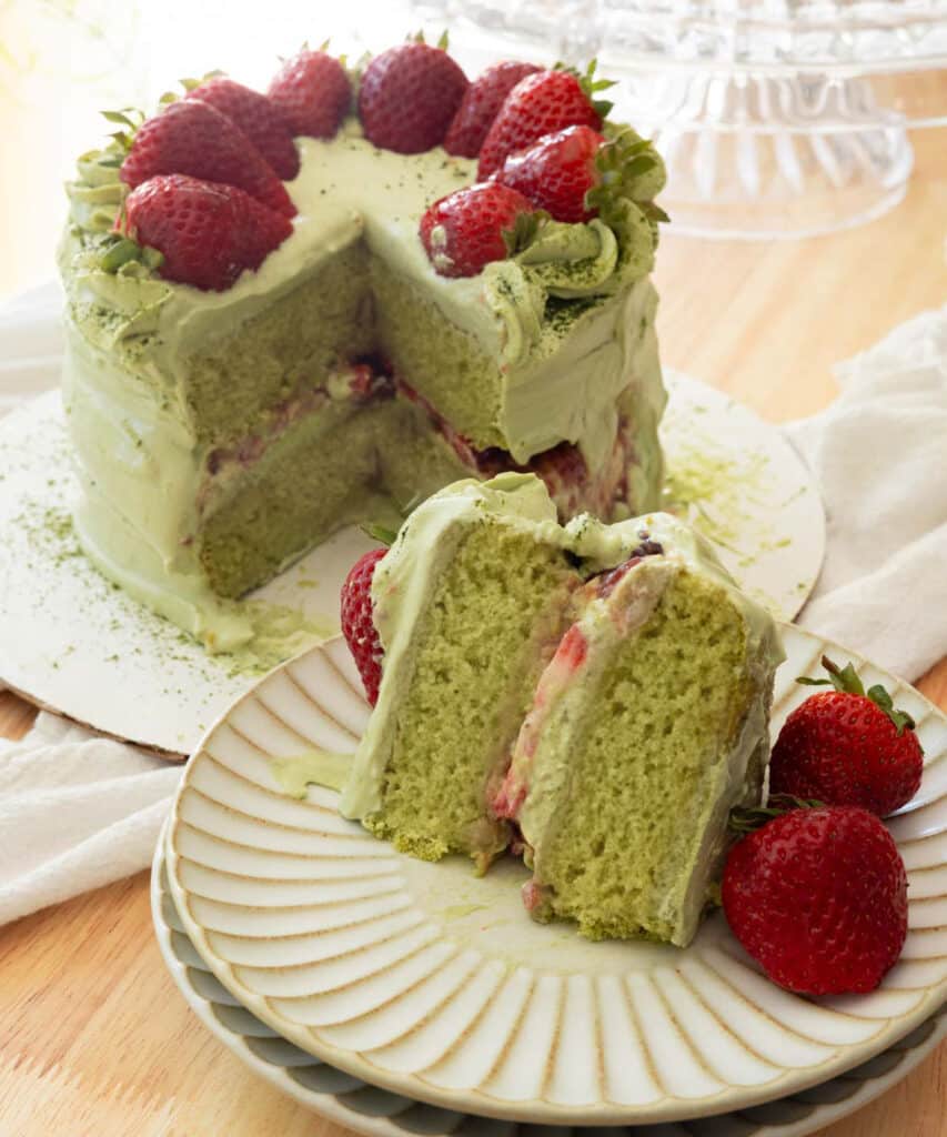 Strawberry Matcha Cake w/ Matcha Whipped Cream Frosting